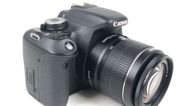 Perkembangan Teknologi Kamera: Dari DSLR ke AI Photography | D3 ...